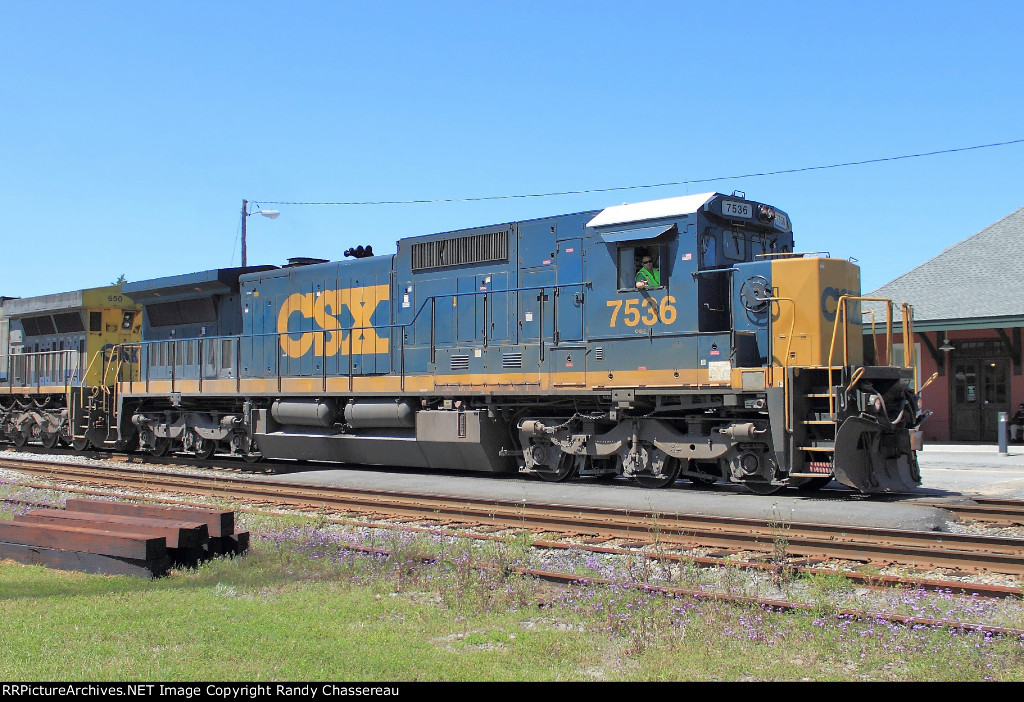 CSXT 7536